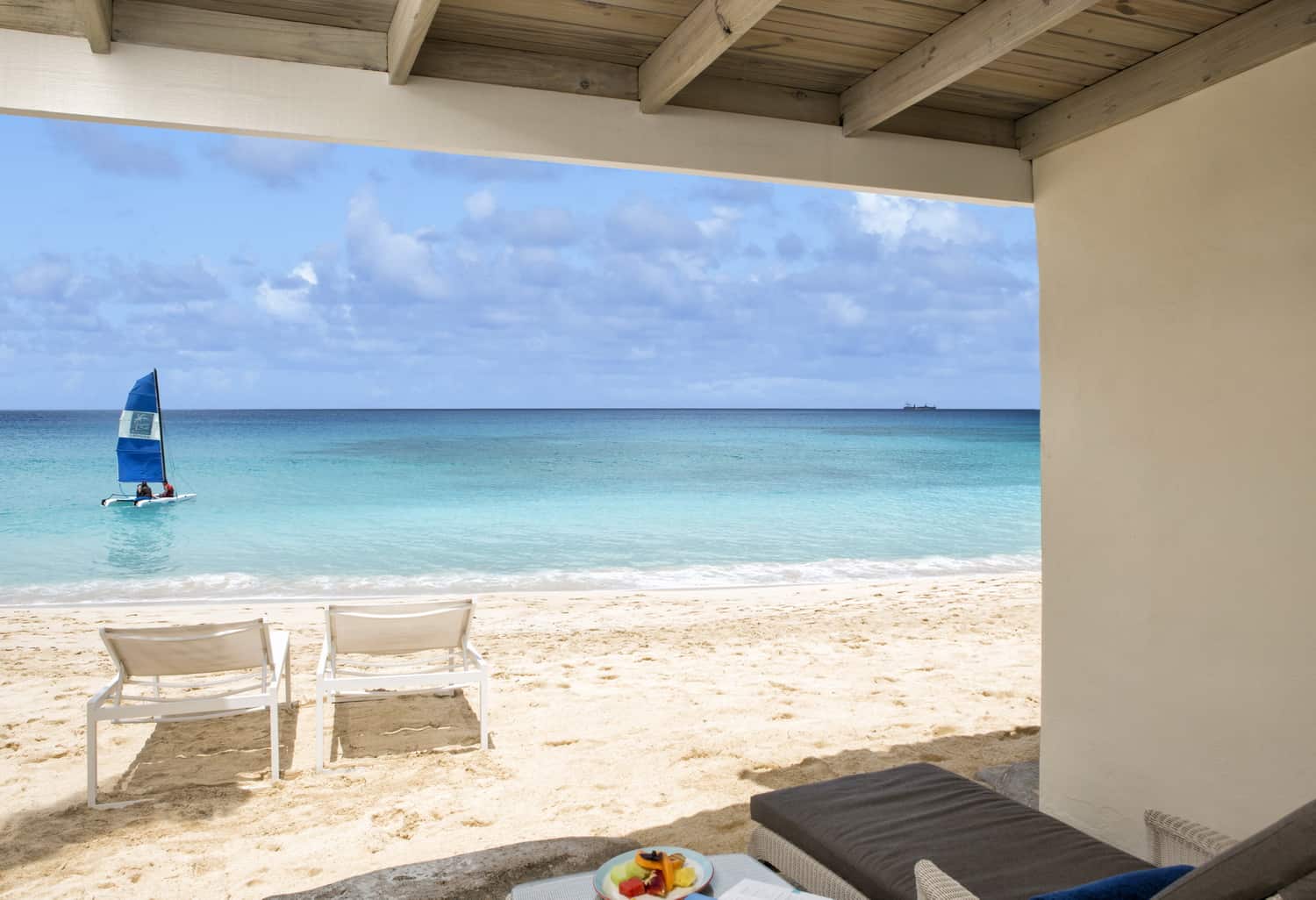 Deluxe Beachfront Suites - Galley Bay Resort & Spa